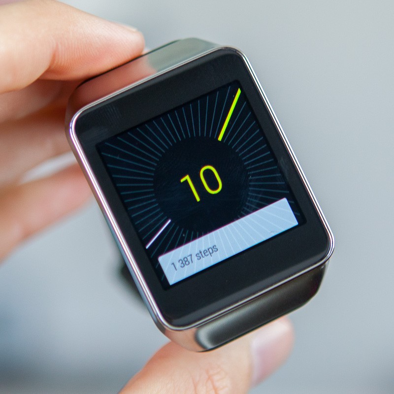 Vyzkoušeli jsme Android Wear a hodinky Samsung Gear Live | mobilenet.cz
