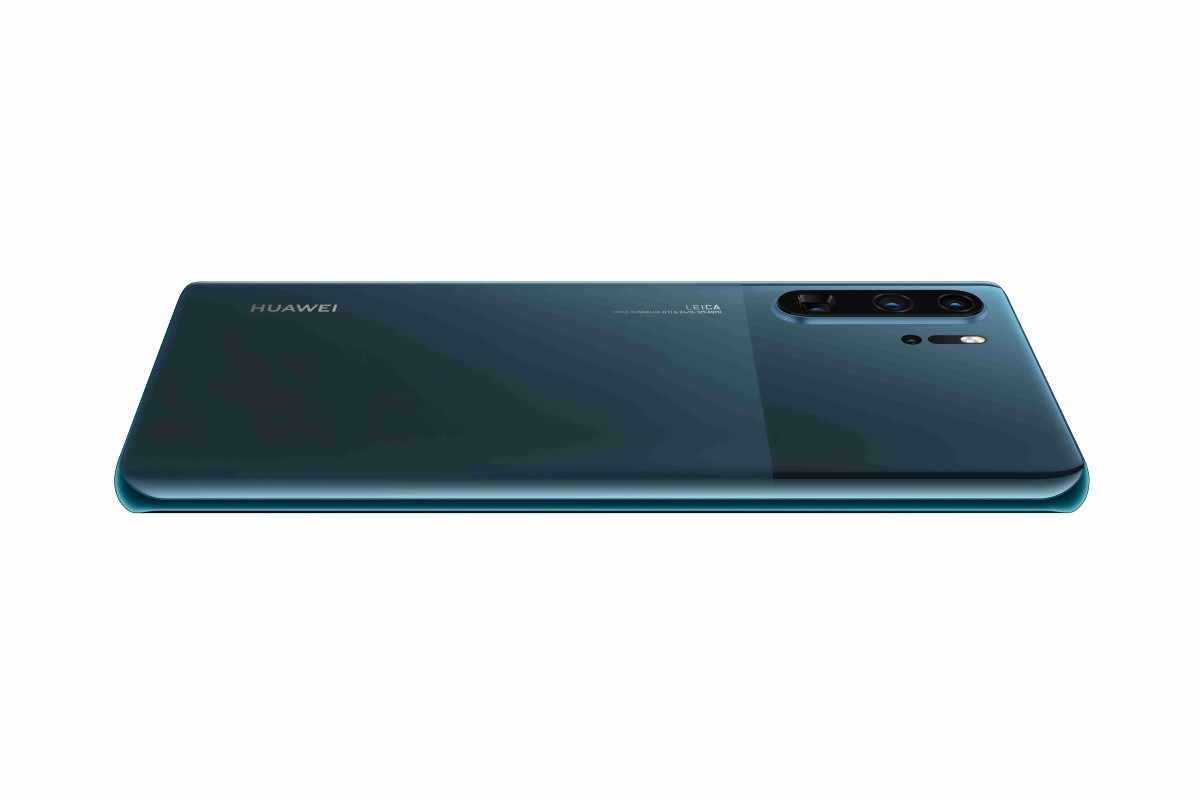 Huawei P30 Pro ve stylové variantě Mystic Blue míří na český trh ...