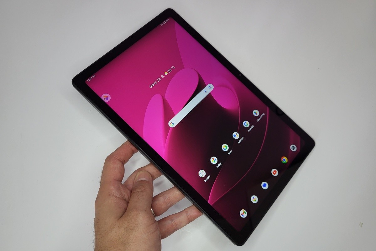 Začínáme testovat T Tablet od T-Mobile. Překvapí vás 7letou podporou ...