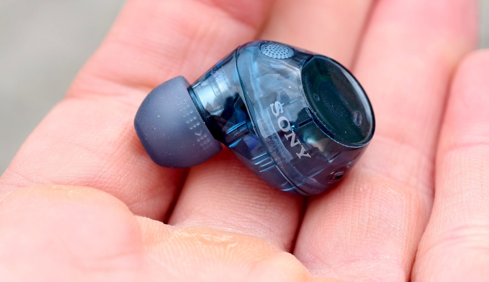 Recenze Sony WF-C710N – Osvědčená volba | mobilenet.cz