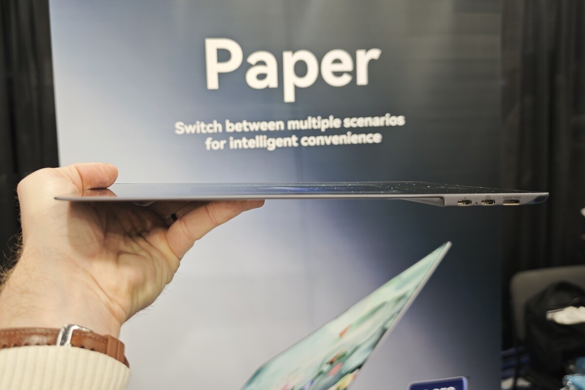 Nejtenčí funkční tablet na světě? Paper má v pase jen 3,1 milimetrů ...