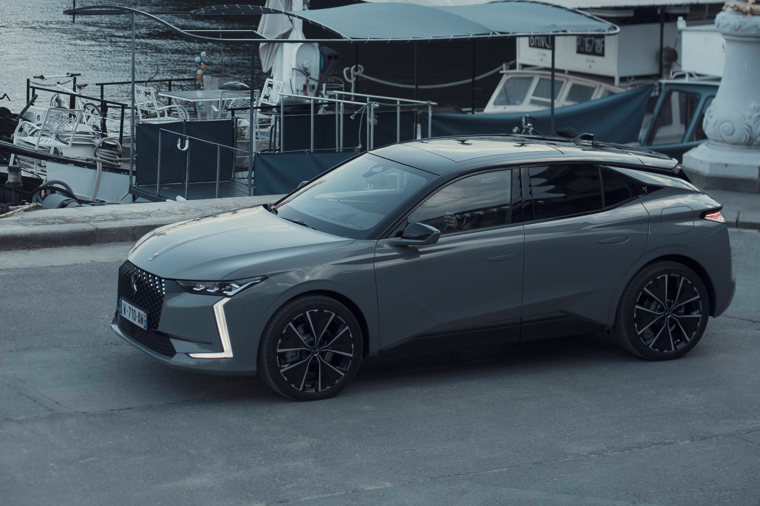DS DS 4 (2022) výbava a cena | fDrive.cz