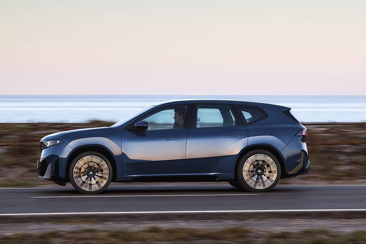 BMW iX3 už má kompletní ceník. Je libo kola za 100 tisíc? | fDrive.cz