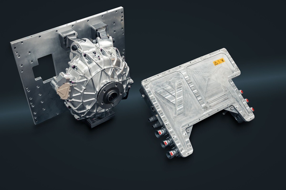 Motor v kole a 200 kg pryč. YASA ohlašuje další zásadní vývojový krok ...