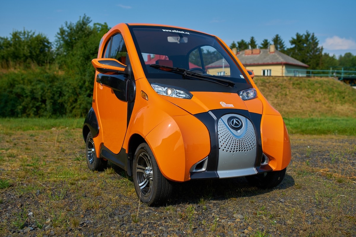 Levné české elektromobily elBlesk | fDrive.cz