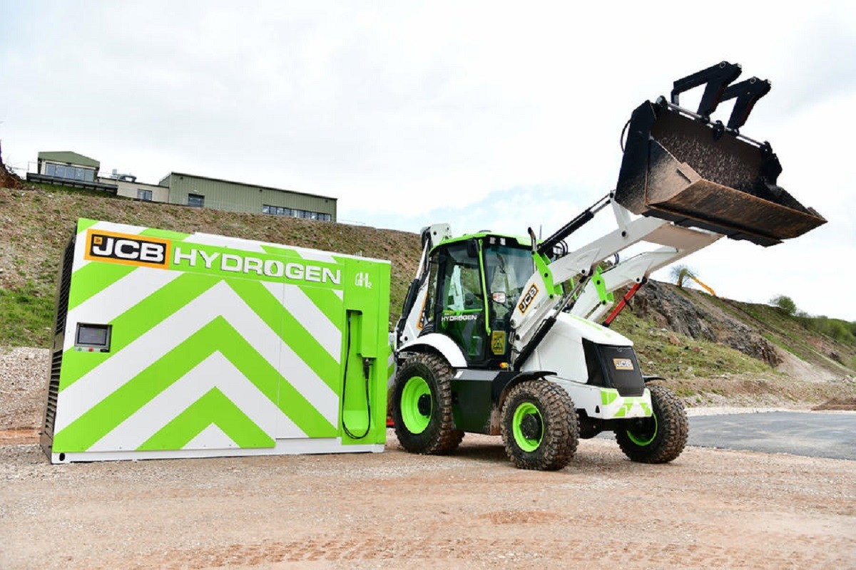 JCB představil svůj první vodíkový nakladač | fDrive.cz