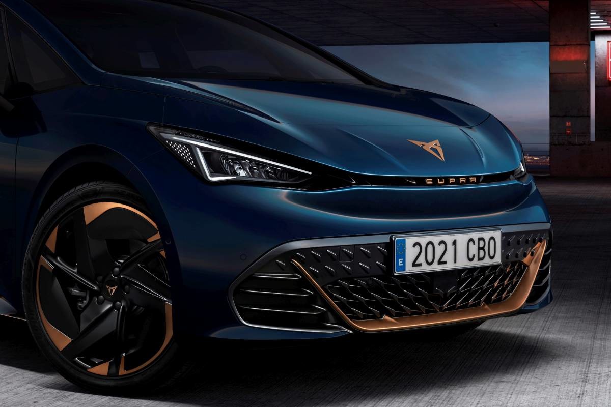The Cupra Born sports electric car enters our market. The base fell ...