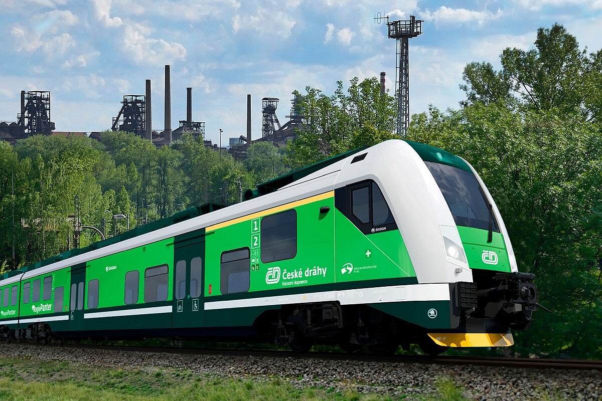 První bateriový vlak Českých drah vyrazil na koleje | fDrive.cz