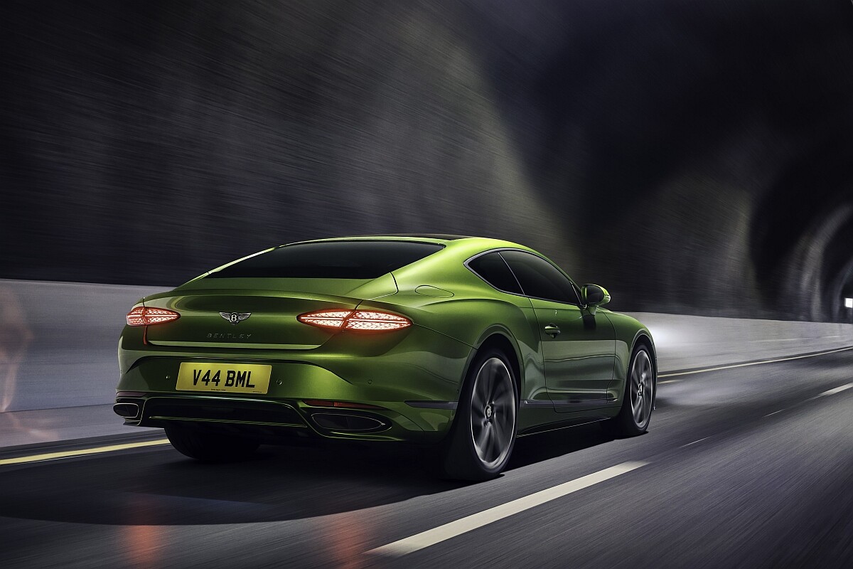 Méně válců, více elektřiny. Bentley uvádí svůj historicky nejrychlejší ...