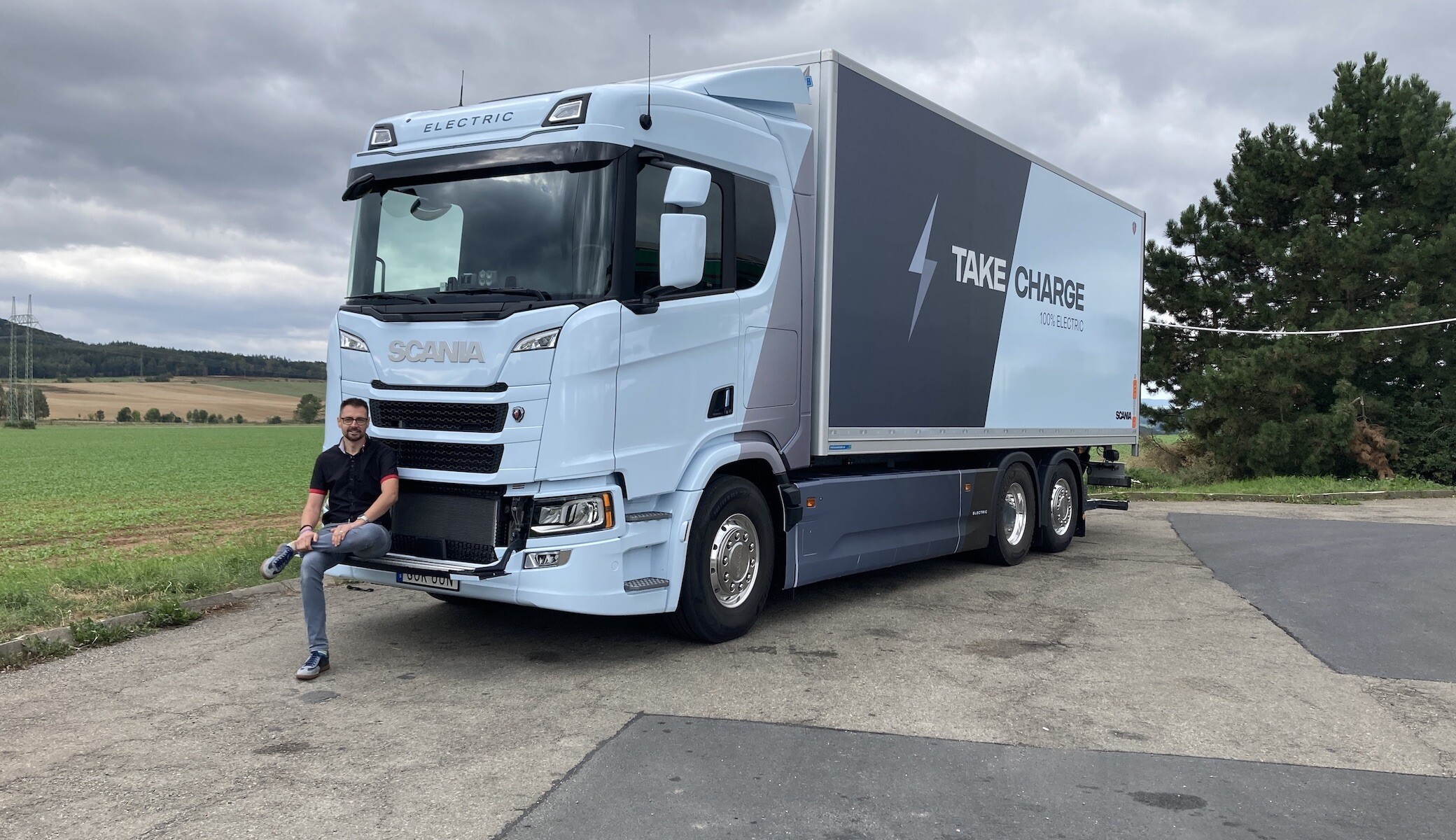Test Scania 40R Electric – 25 tun elektrických | fDrive.cz