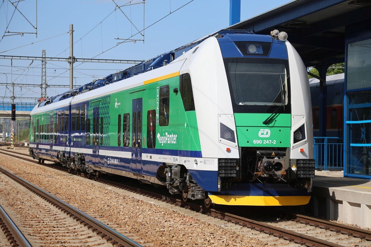 Česko se může těšit na další bateriové vlaky. České dráhy vypsaly velké ...