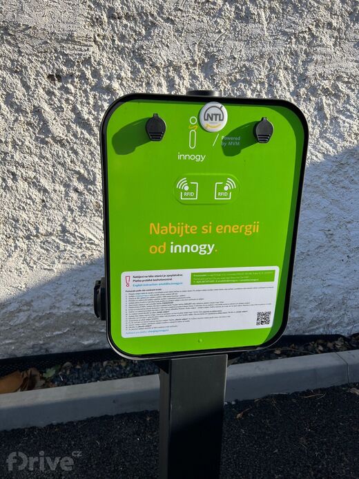 Nabíjecí stanice: Innogy, Velemín, Motorest Velemín | fDrive.cz
