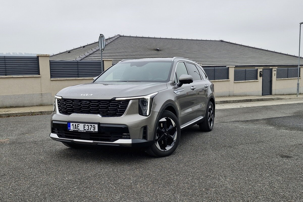 Kia Sorento (2024) výbava a cena | fDrive.cz