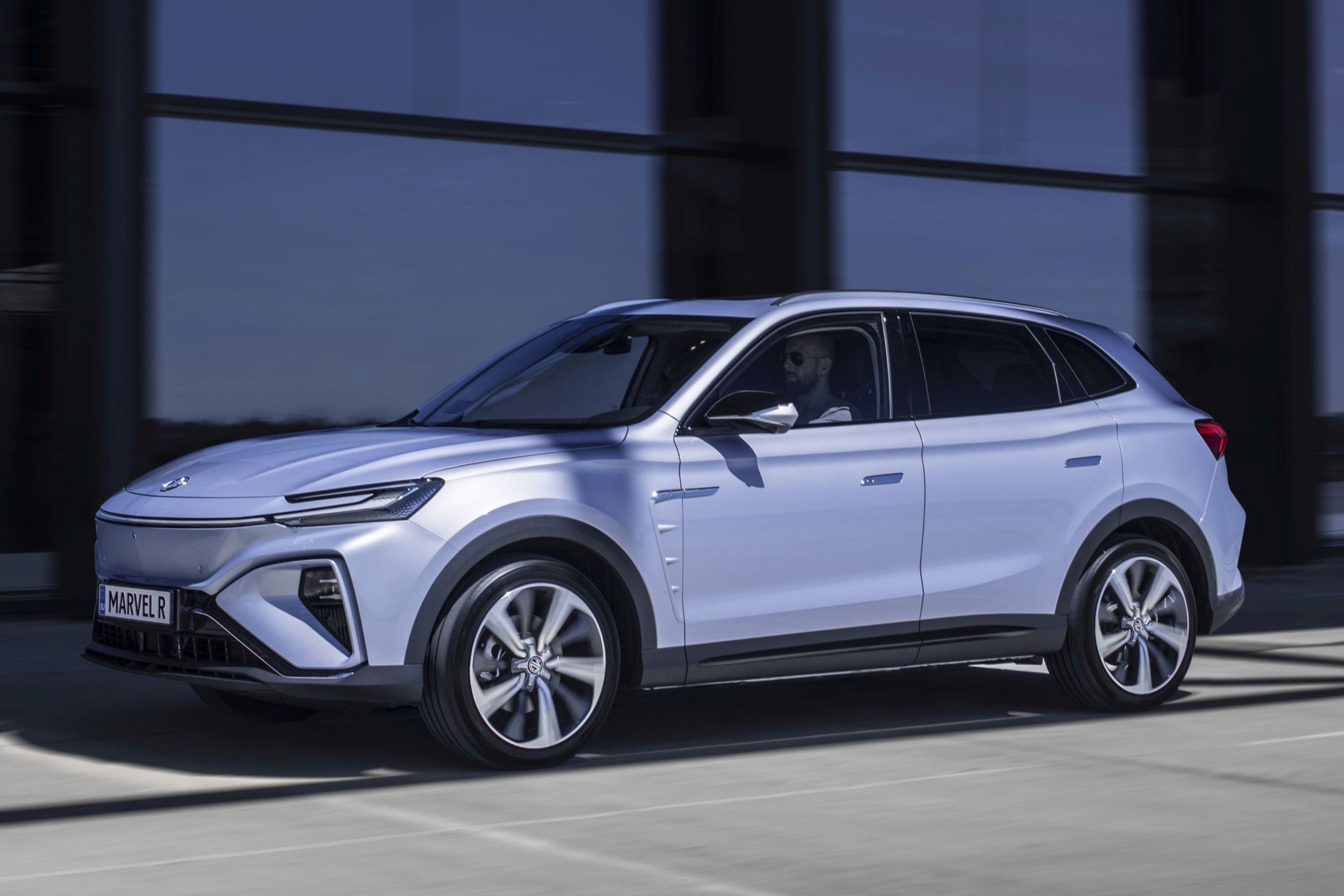 MG Marvel R výbava a cena | fDrive.cz