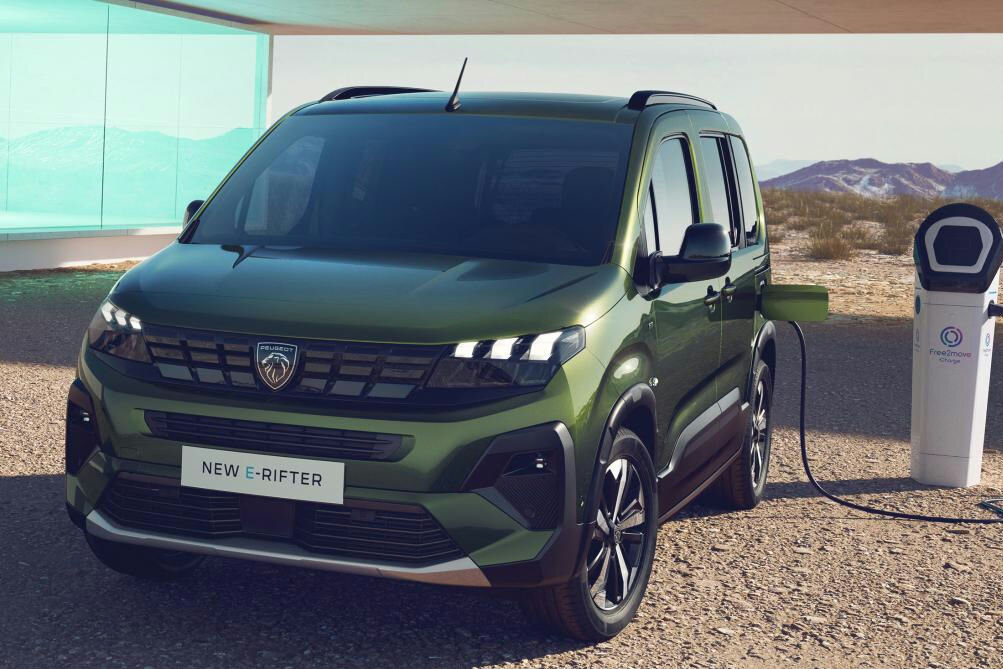 Peugeot e-Rifter 2023 výbava a cena | fDrive.cz