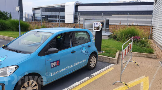 Nabíjecí stanice: PRE, Praha 11 - Chodov, Roztylská ul., OC Westfield ...