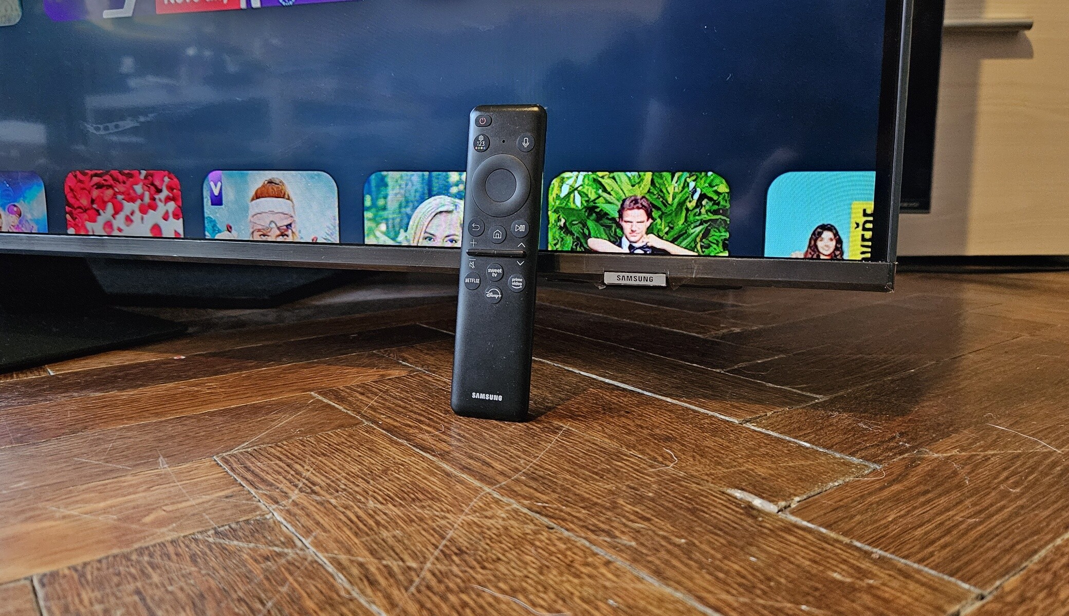 Test Samsung QN85D – Chytrá a ještě chytřejší | fZone.cz